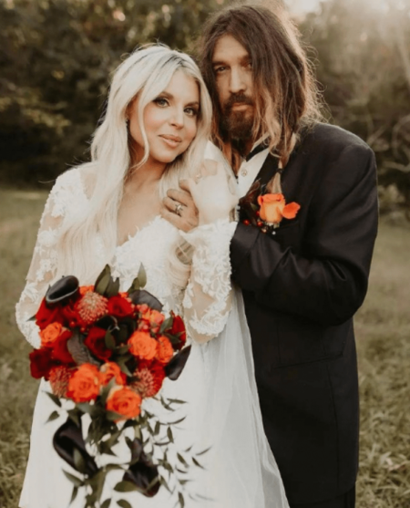 Billy Ray Cyrus Ties the Knot with Firerose: Fans Spot One Little ... Billy Ray Cyrus Ties the Knot with Firerose: Fans Spot One Little ...